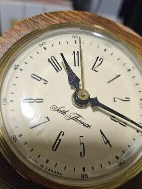 Seth Thomas | Wall Decor | Seth Thomas Midcentury Electric Mantel Clock ...